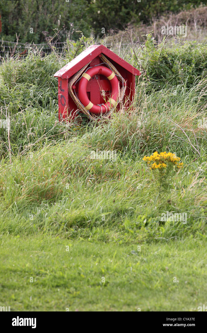 Life belt stand hi-res stock photography and images - Alamy