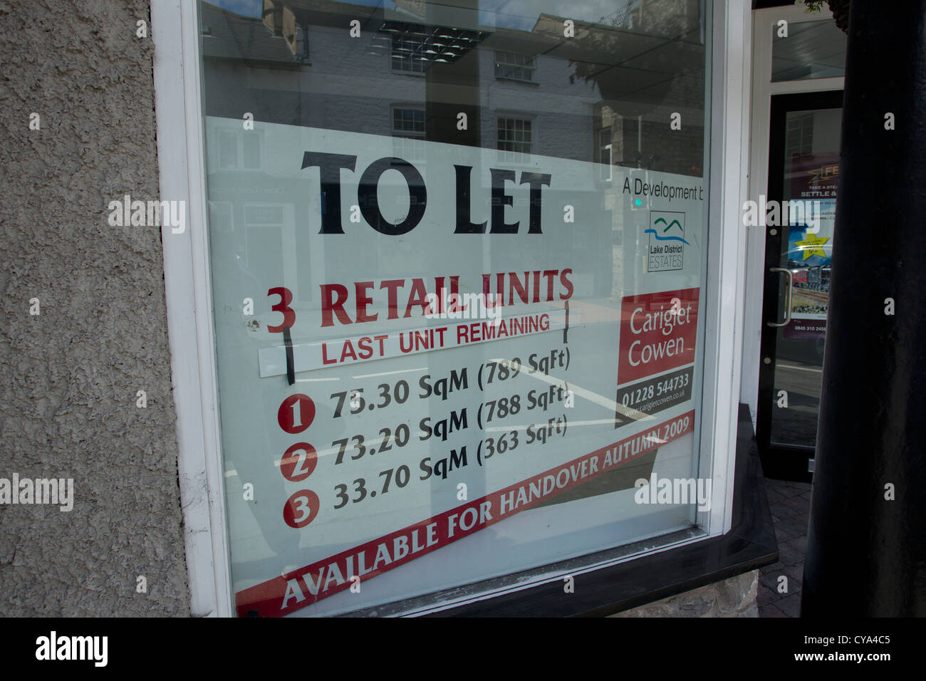 Shops to let in high street hi-res stock photography and images - Alamy
