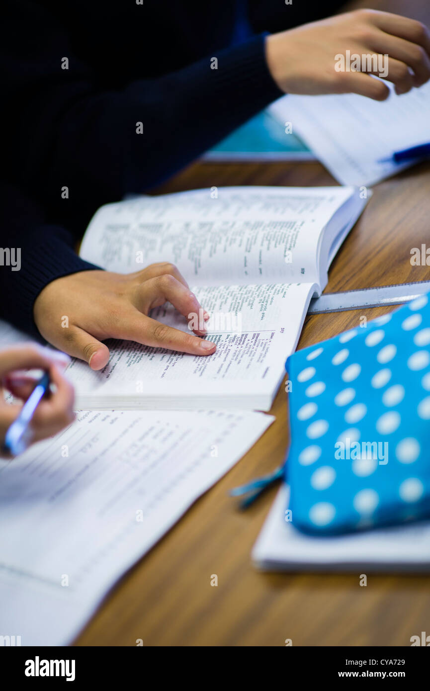 Gcse classroom language hi-res stock photography and images - Alamy