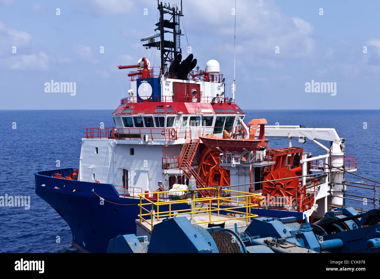 Oil rig supply boat hi-res stock photography and images - Alamy