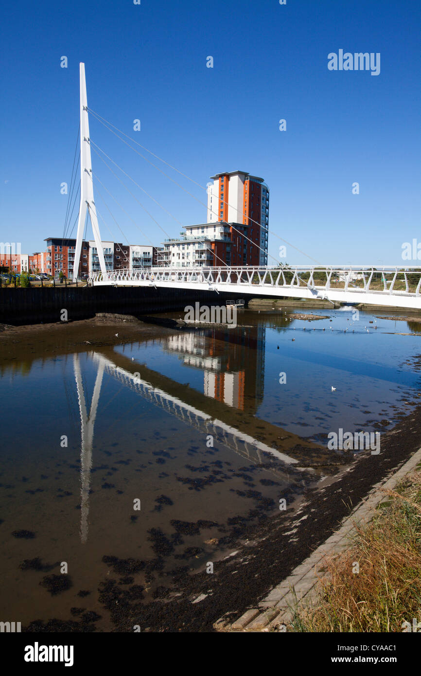 Sir Bobby Robson Bridge over the River Orwell Ipswich Suffolk England ...