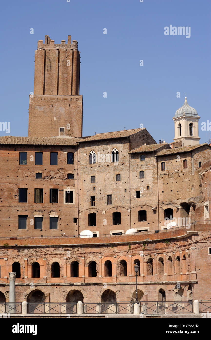 Medieval markets hi-res stock photography and images - Alamy