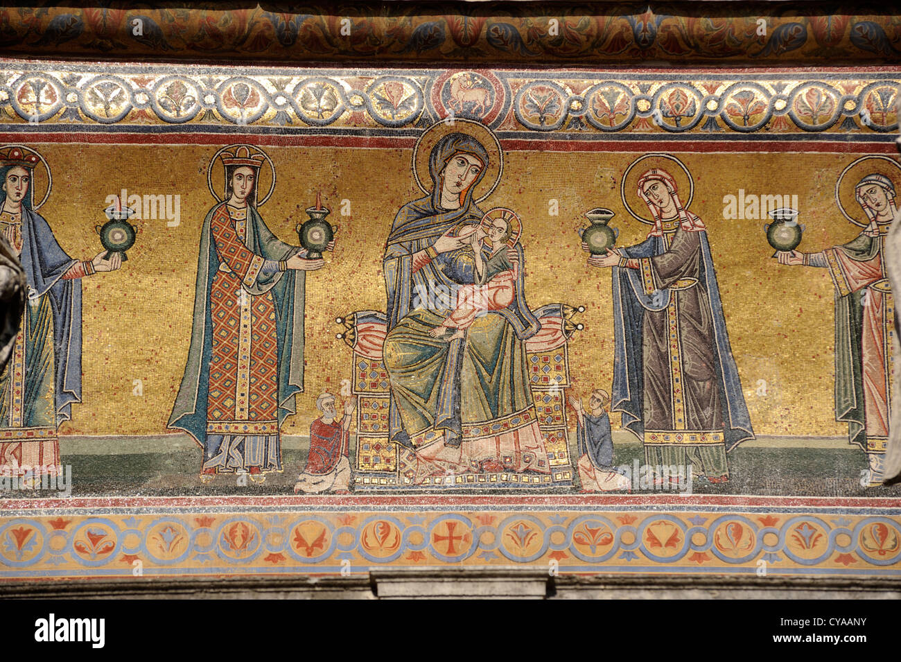 Italy, Rome, basilica di Santa Maria in Trastevere, medieval mosaics on the facade Stock Photo ...