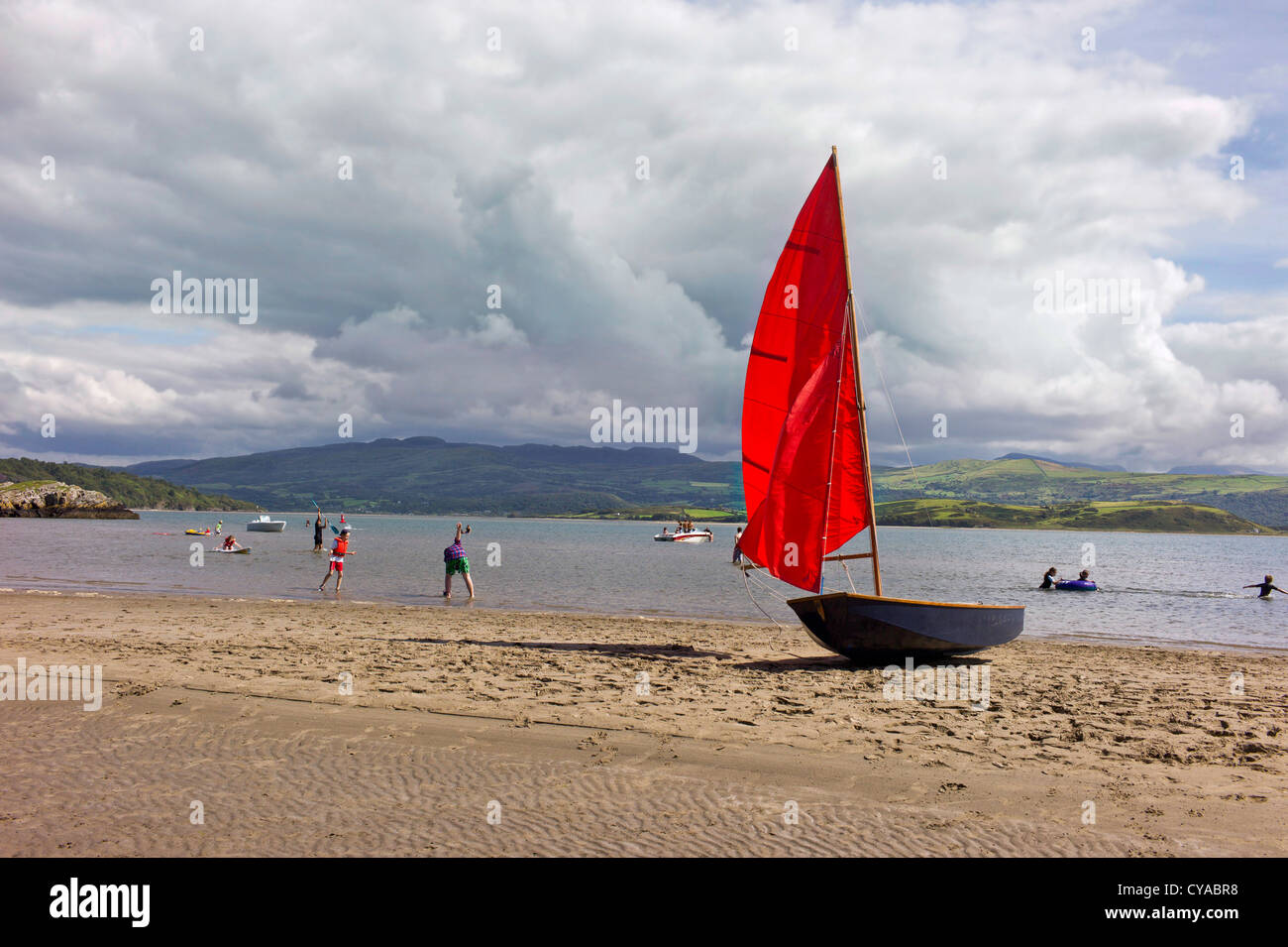 Sailing wales children hi-res stock photography and images - Alamy