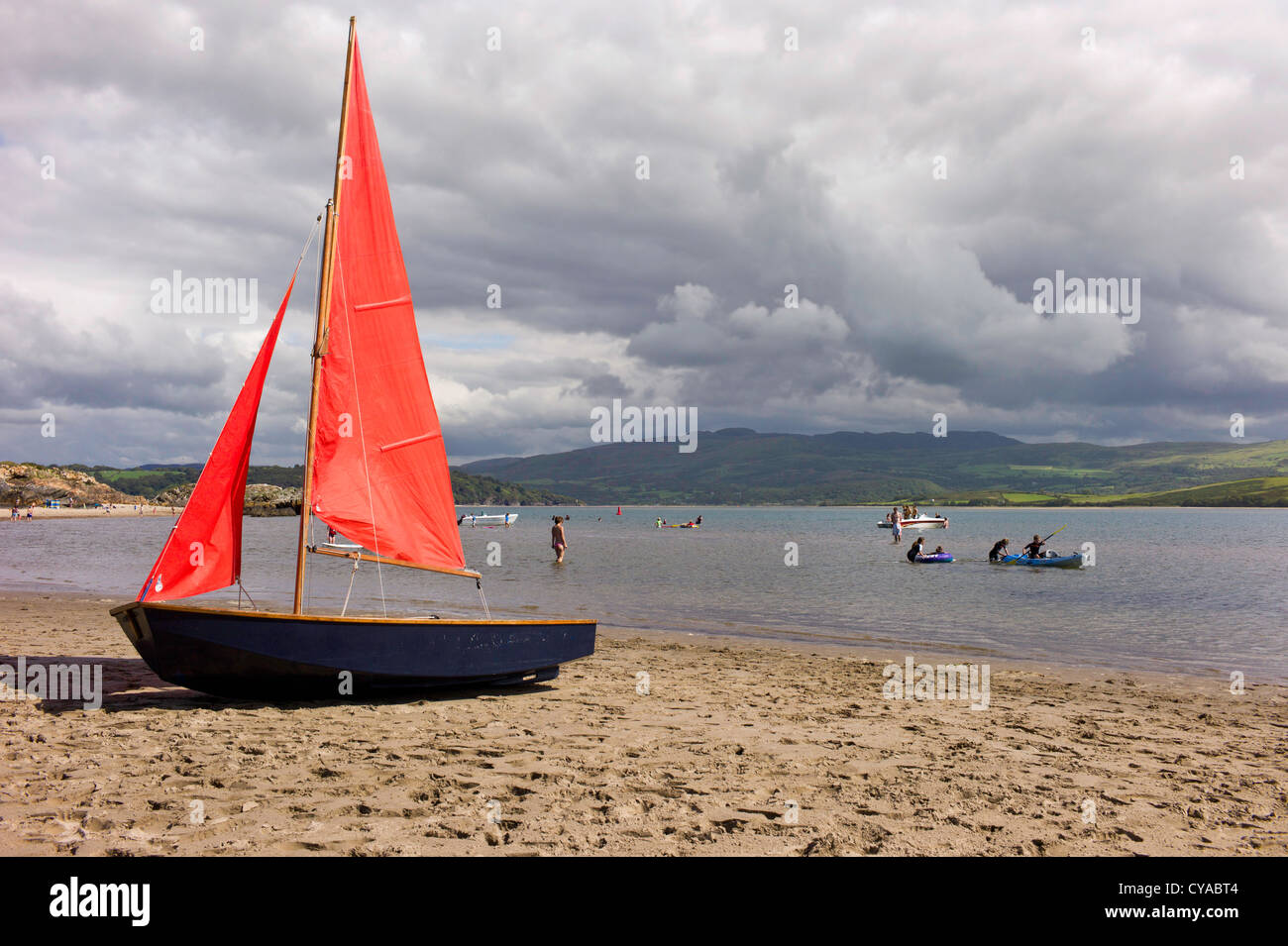 Sailing wales children hi-res stock photography and images - Alamy