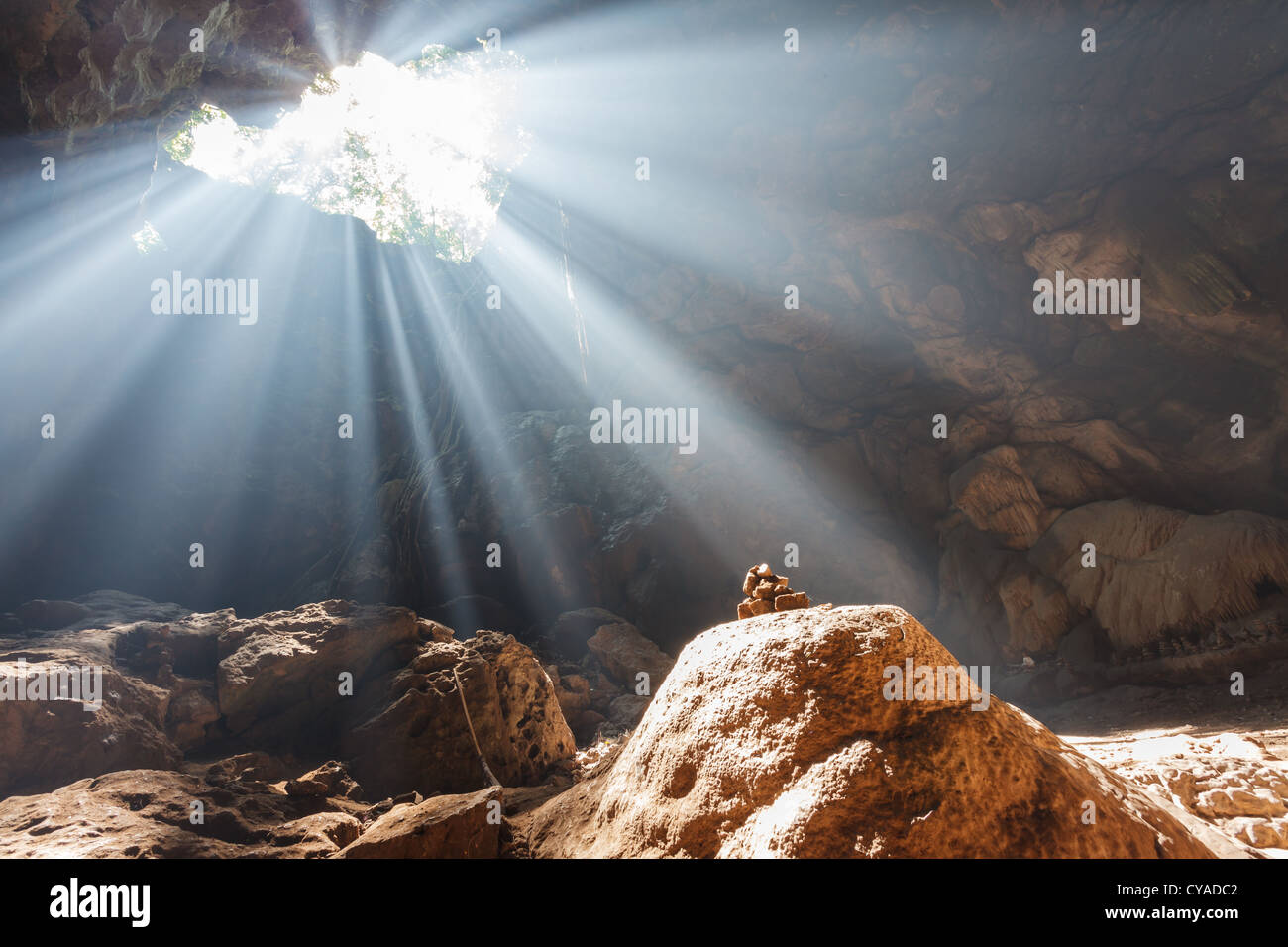 Birth of jesus cave hi-res stock photography and images - Alamy