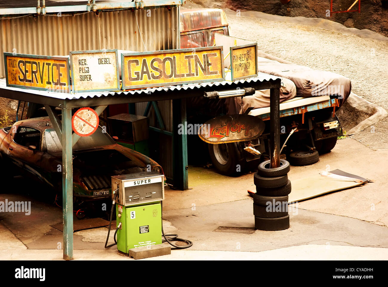 Eisen reifen hi-res stock photography and images - Alamy