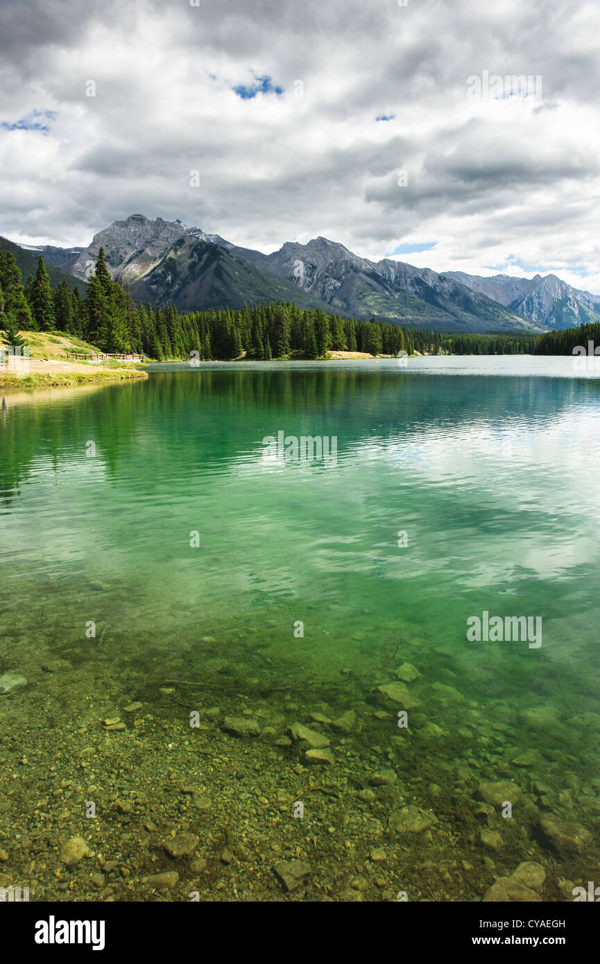 Johnson lake, Banff national park, Alberta, Canada Stock Photo - Alamy