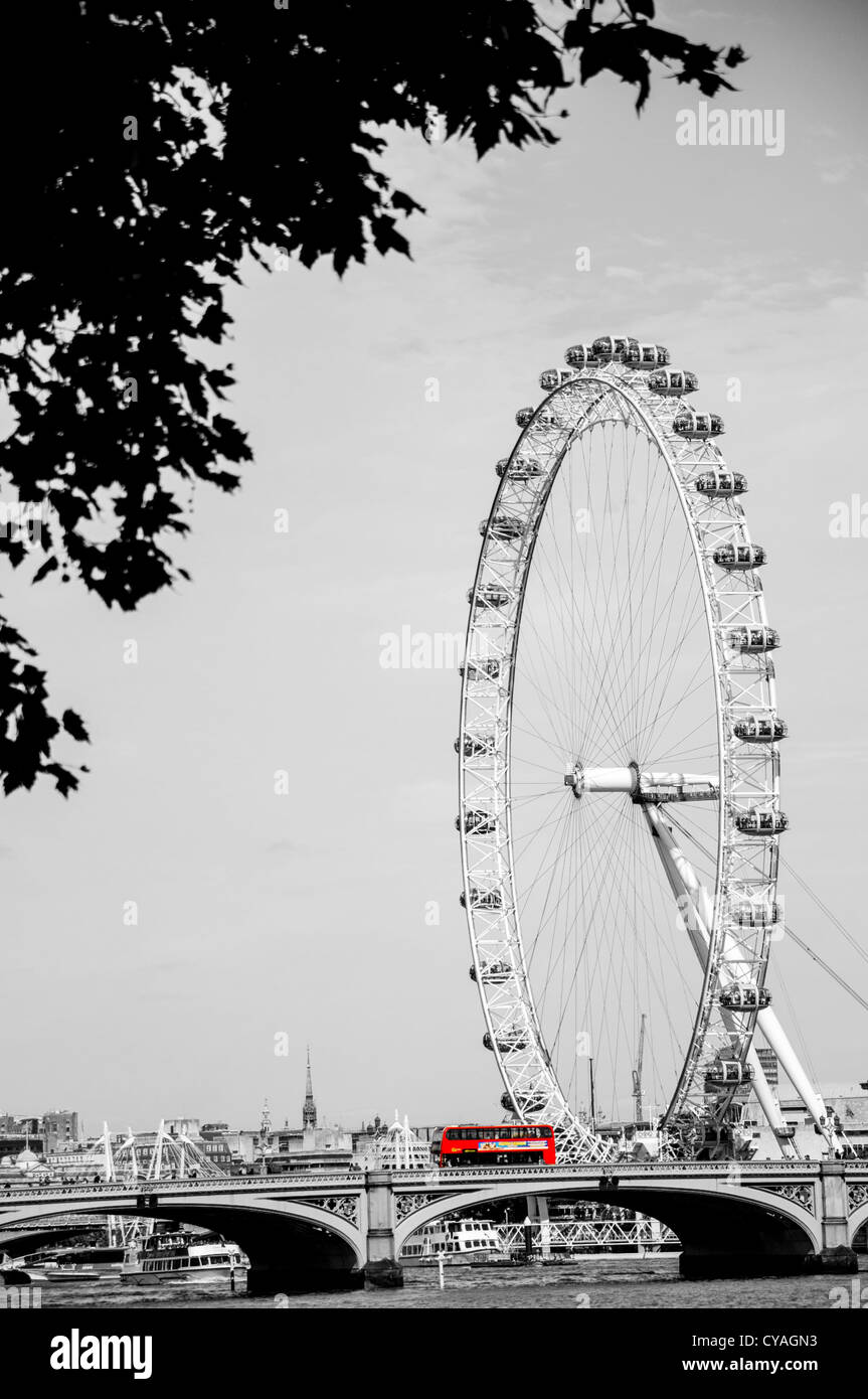 Bus white background uk hi-res stock photography and images - Alamy