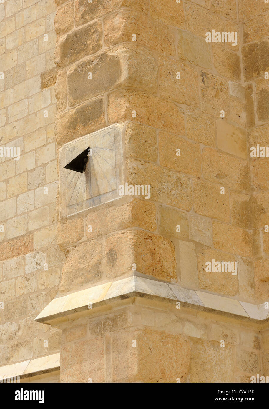 Sundial on the sandstone walls of Catedral de Leon. Leon, Castilla y ...