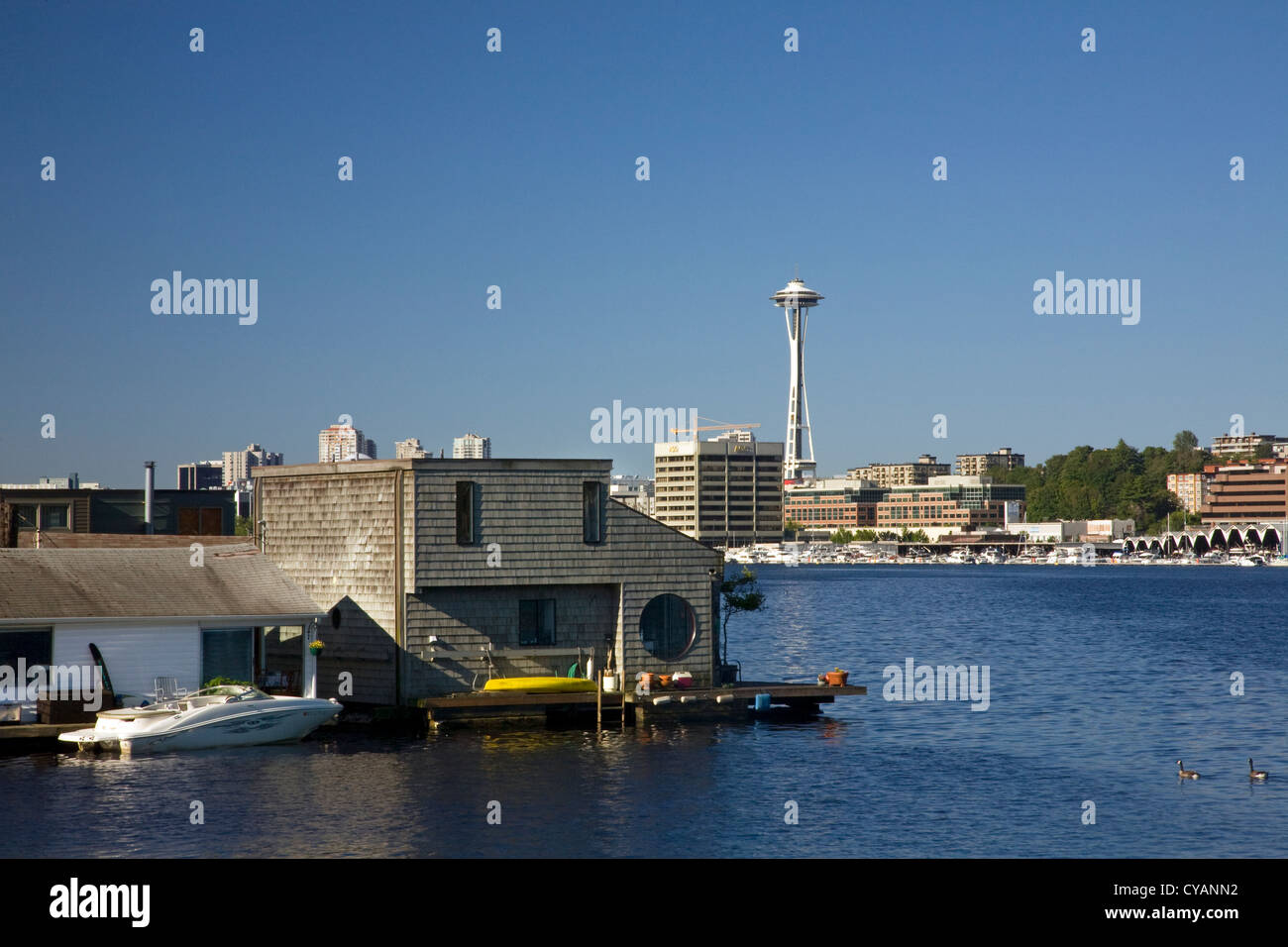 Seattle lake union house hi-res stock photography and images - Alamy