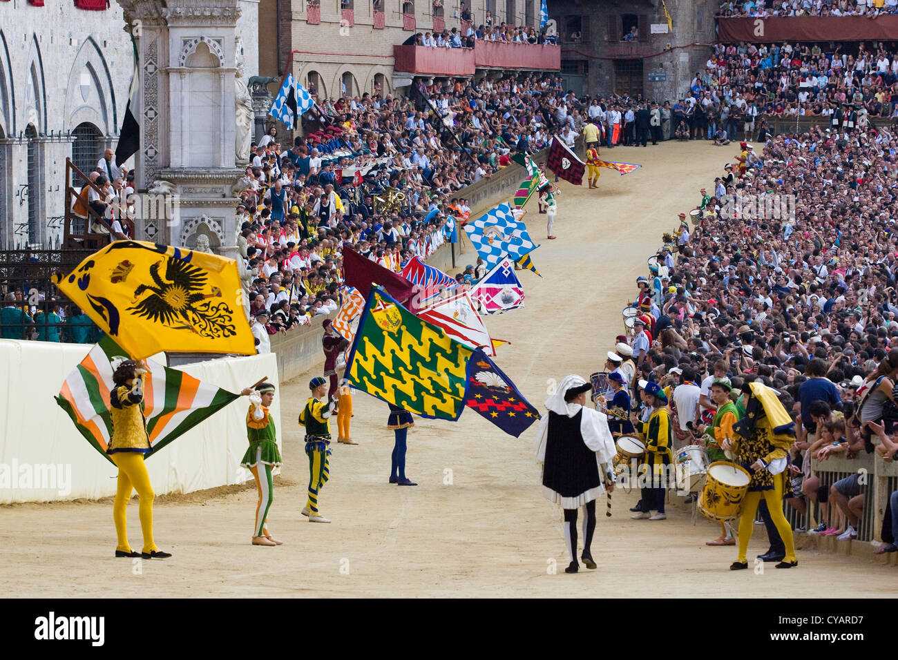 Flags of contrada hi-res stock photography and images - Alamy