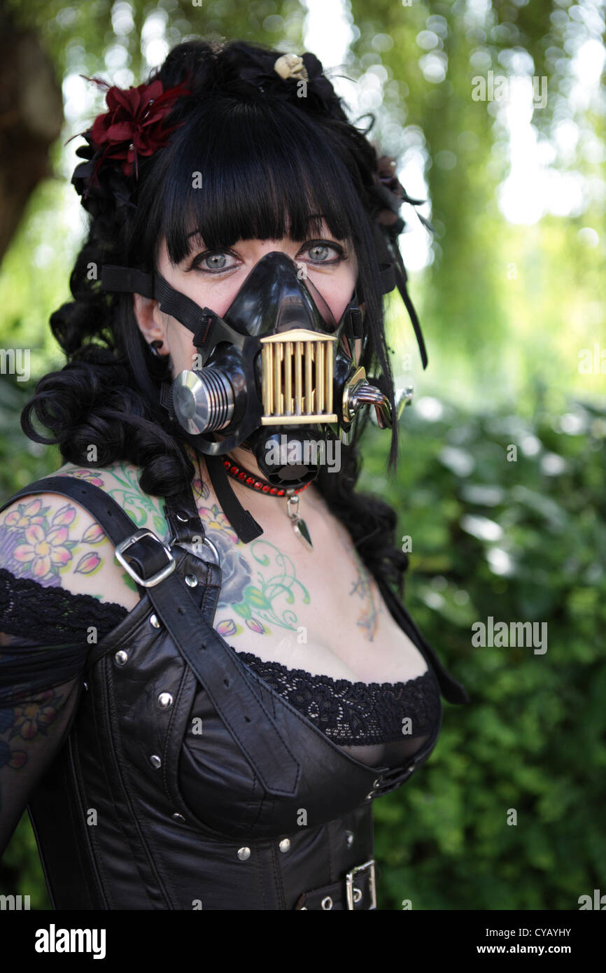 Annual punk gathering hi-res stock photography and images - Alamy