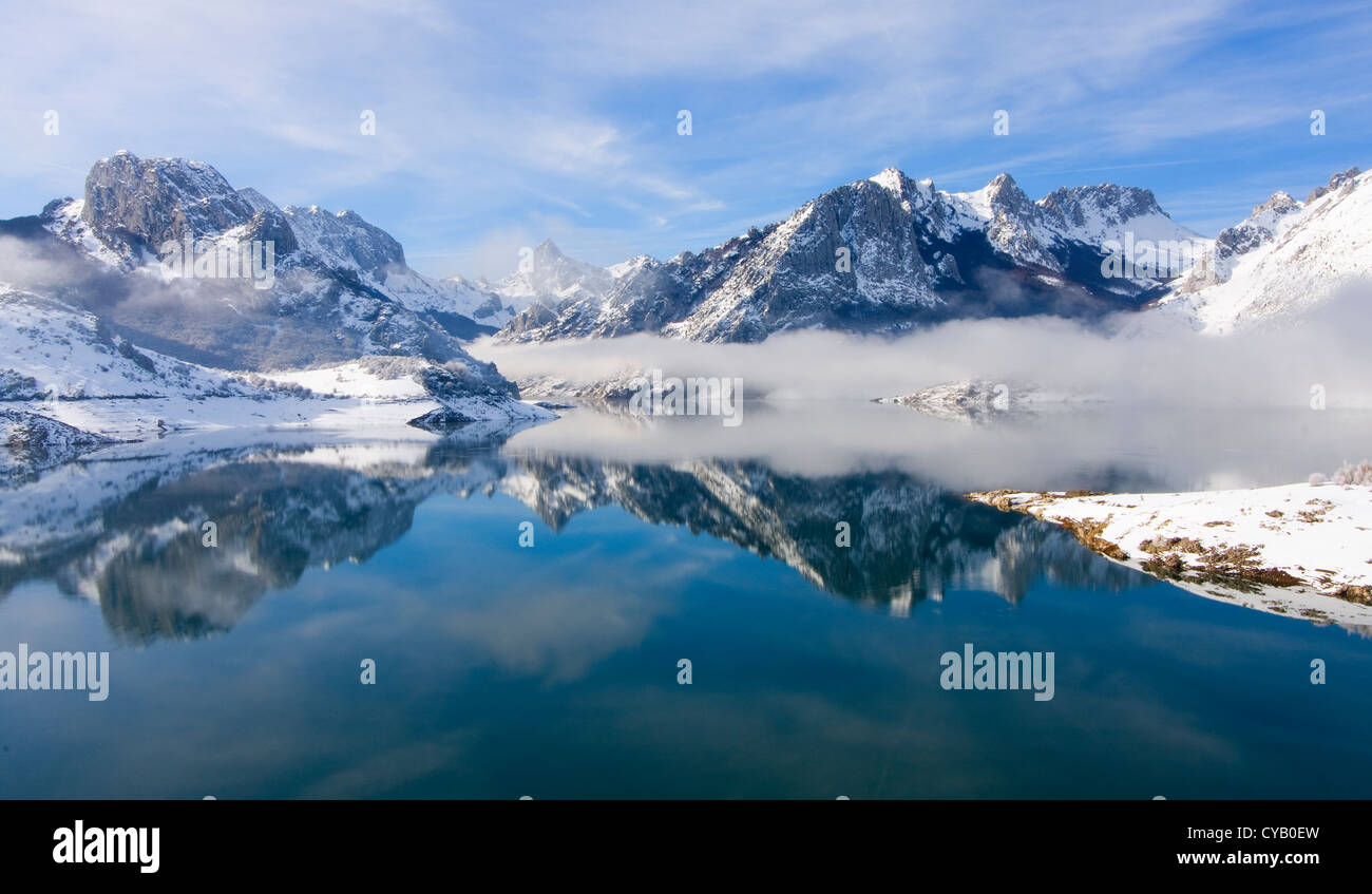 Leon lake hi-res stock photography and images - Alamy