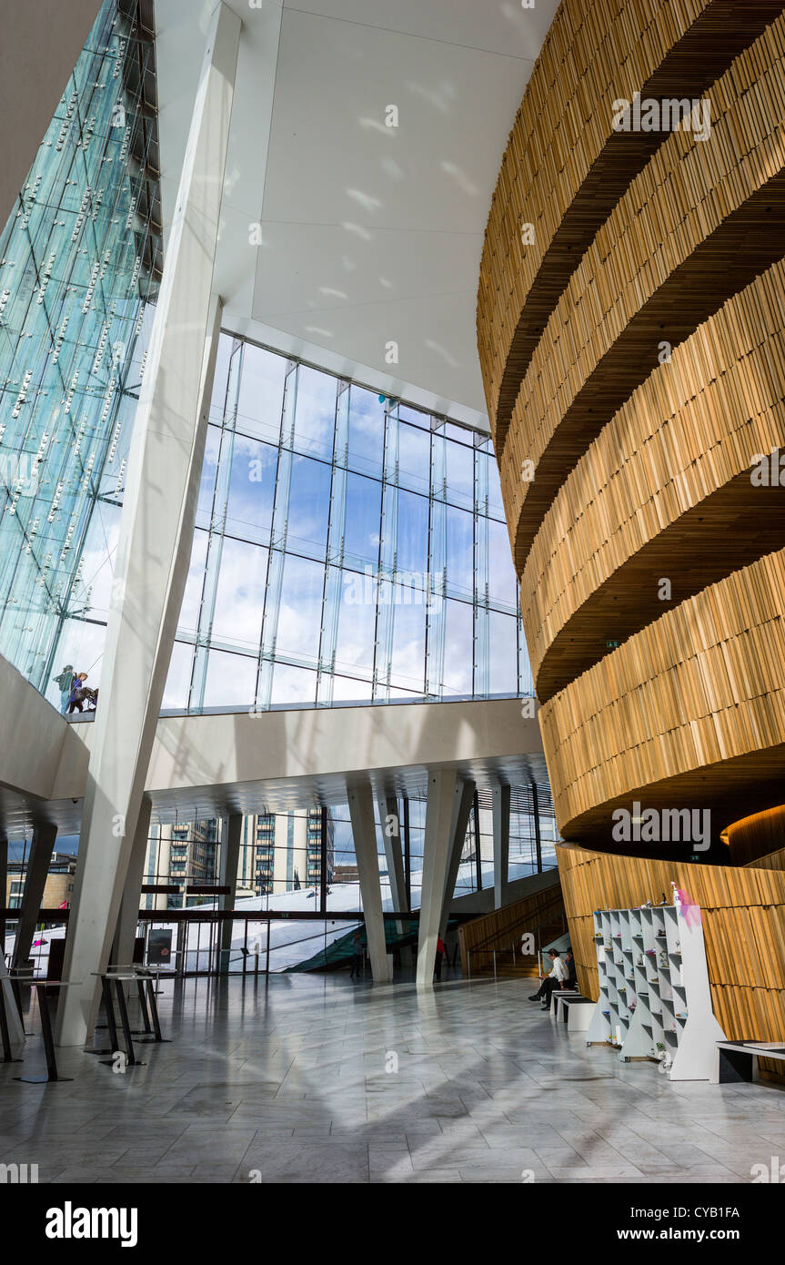 Oslo opera house hi-res stock photography and images - Alamy