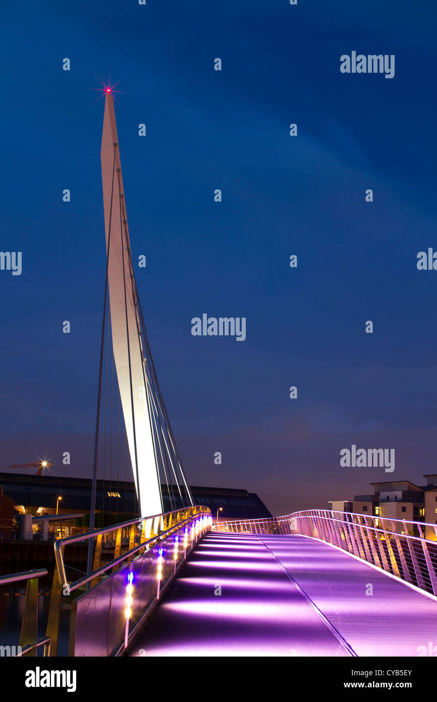 Swansea Marina Sail Bridge at dusk Stock Photo - Alamy