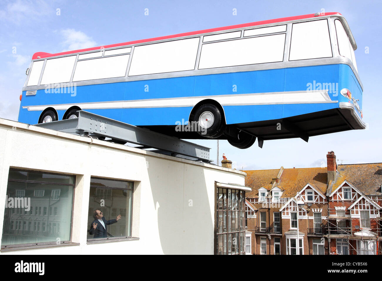 Bus pavilion hi-res stock photography and images - Alamy