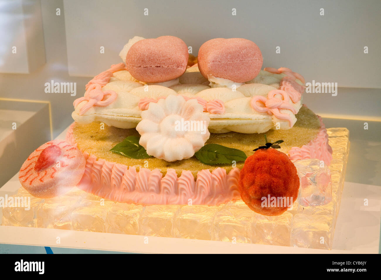 europe, switzerland, zurich, old town, cafe sprungli, cakes Stock Photo ...