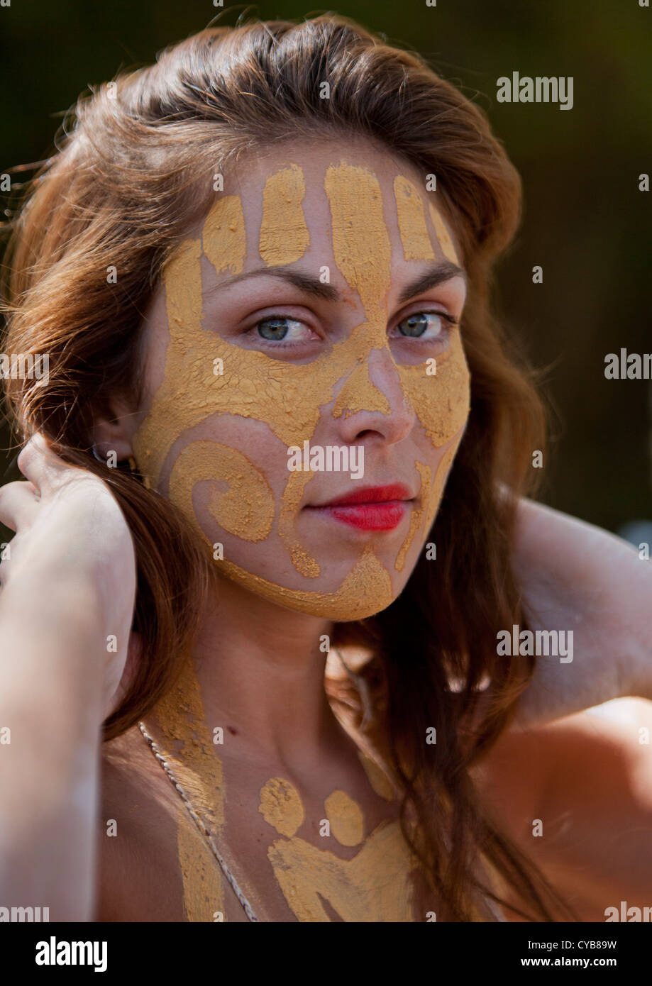 Beautiful Woman During Carnival Parade, Tapati Festival, Easter Island ...