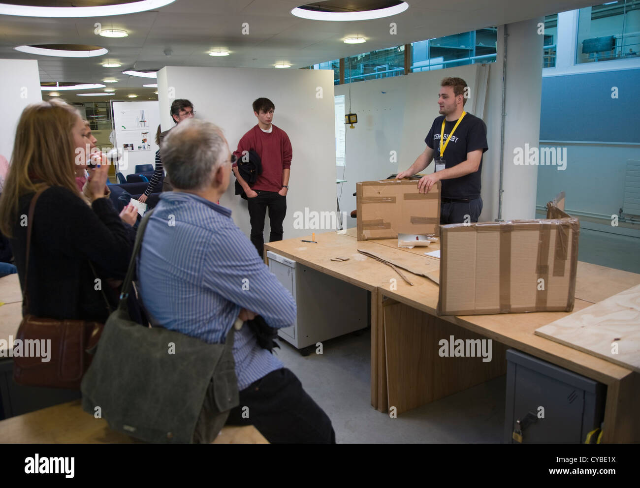 Falmouth university students hi-res stock photography and images - Alamy