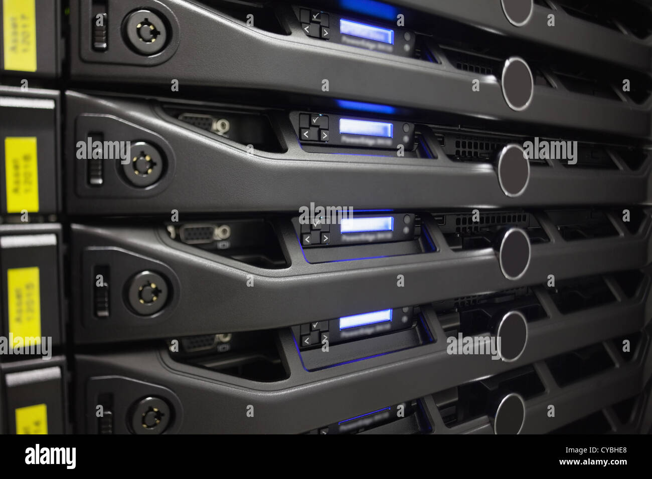 Server console hi-res stock photography and images - Alamy