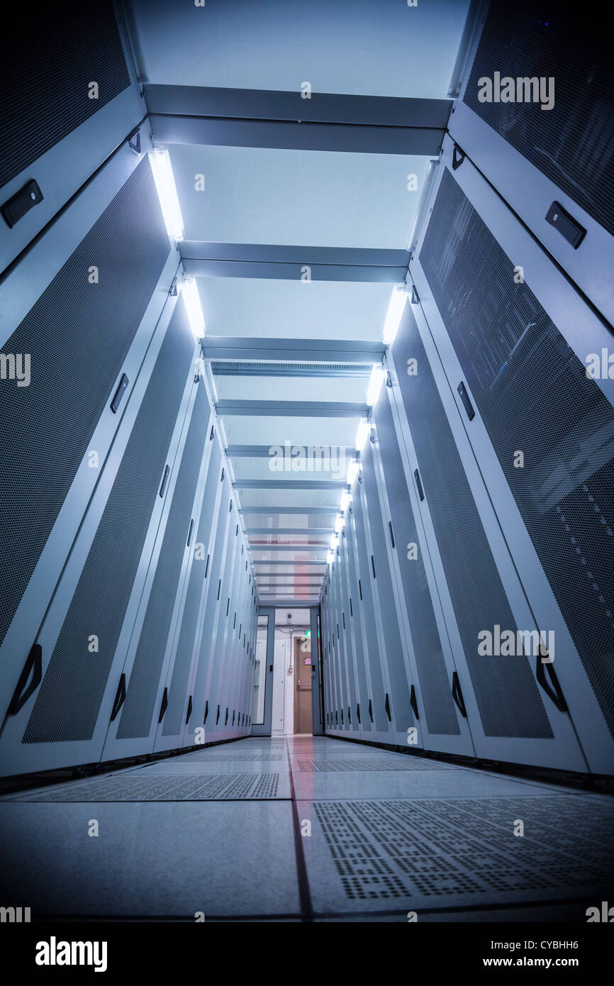 Empty data center Stock Photo - Alamy