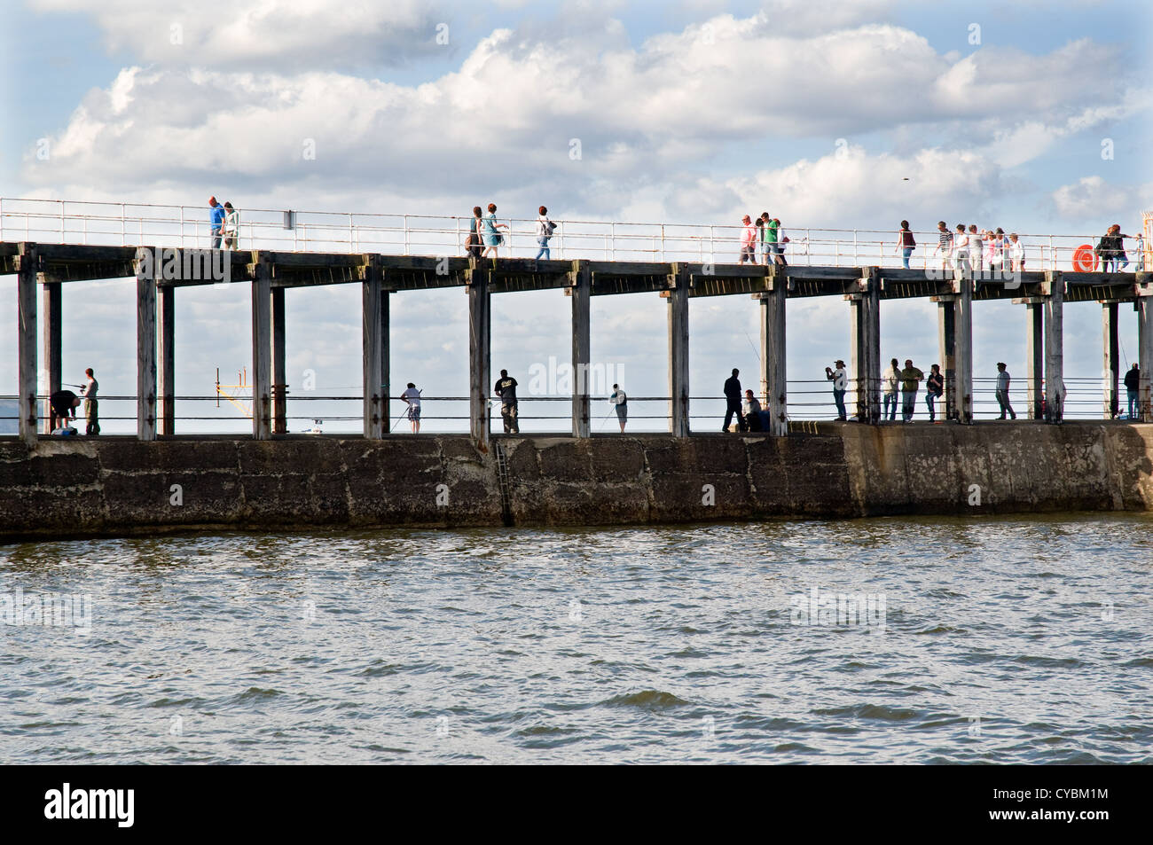 Whitby pier hi-res stock photography and images - Alamy