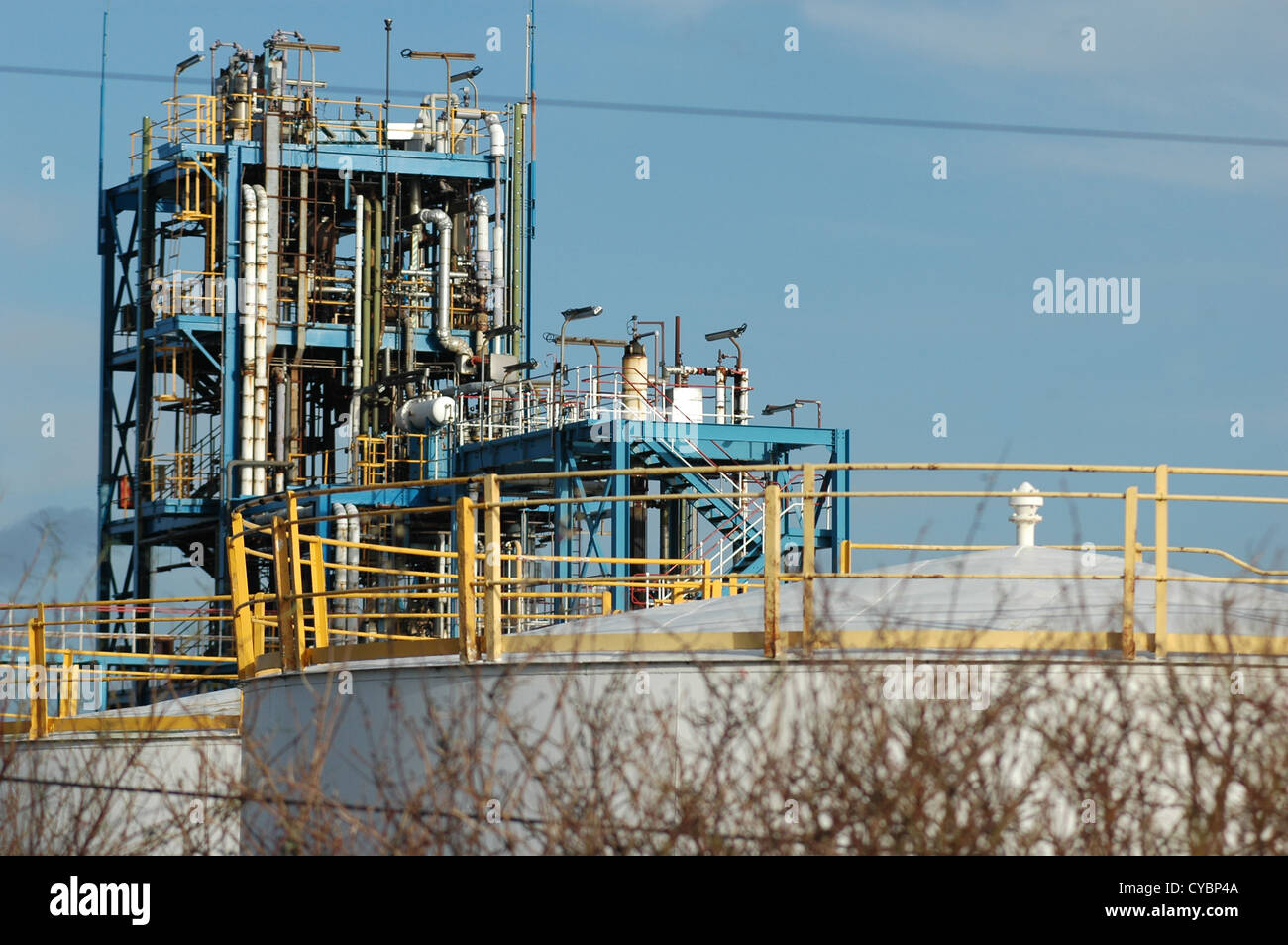 Catalytic cracking tower hi-res stock photography and images - Alamy