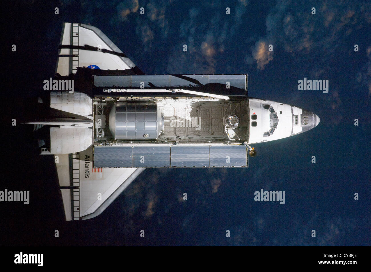 Atlantis over the bahamas nasa hi-res stock photography and images - Alamy