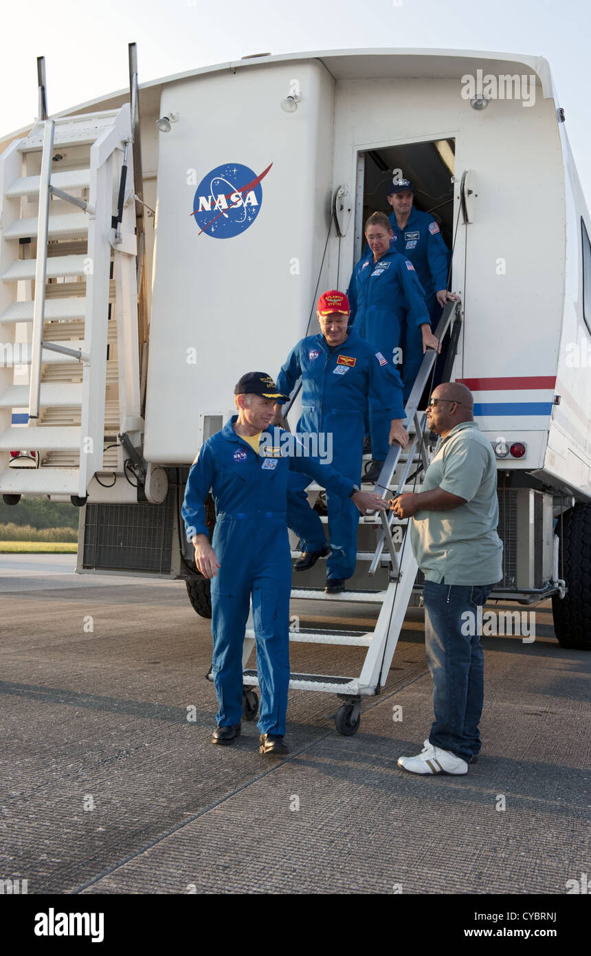 Crew transport hi-res stock photography and images - Alamy
