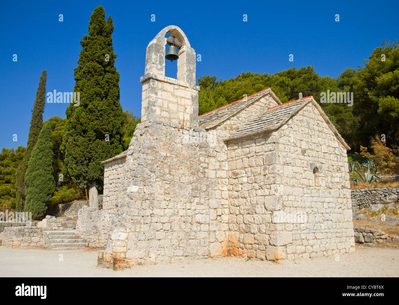Stone church steeple detail hi-res stock photography and images - Alamy