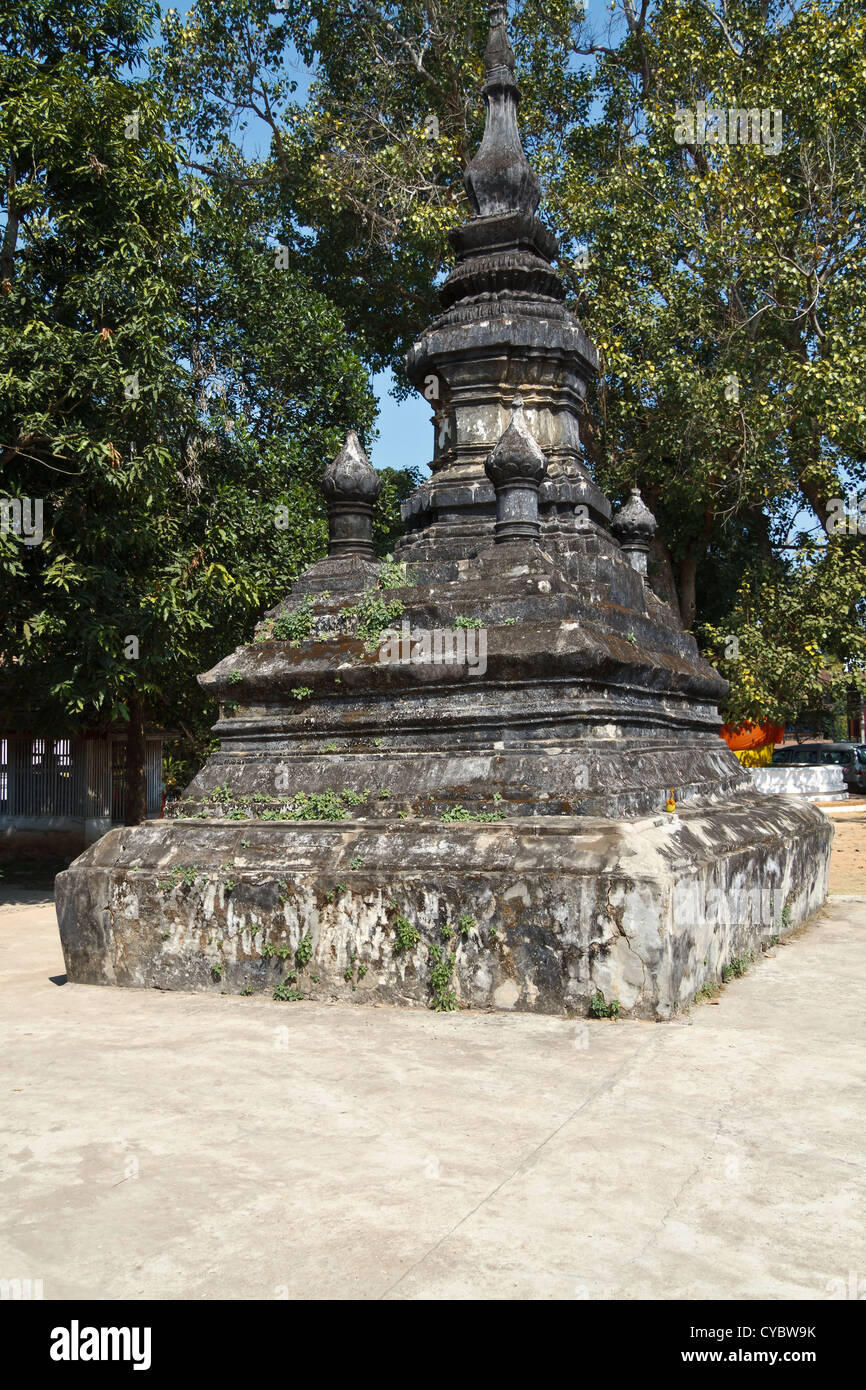Stupa of the Temple Vat Aham in Luang Prabang, Laos Stock Photo - Alamy
