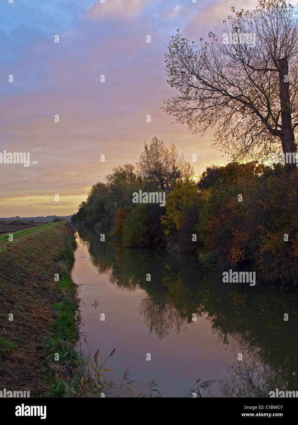 Fen drain hi-res stock photography and images - Alamy