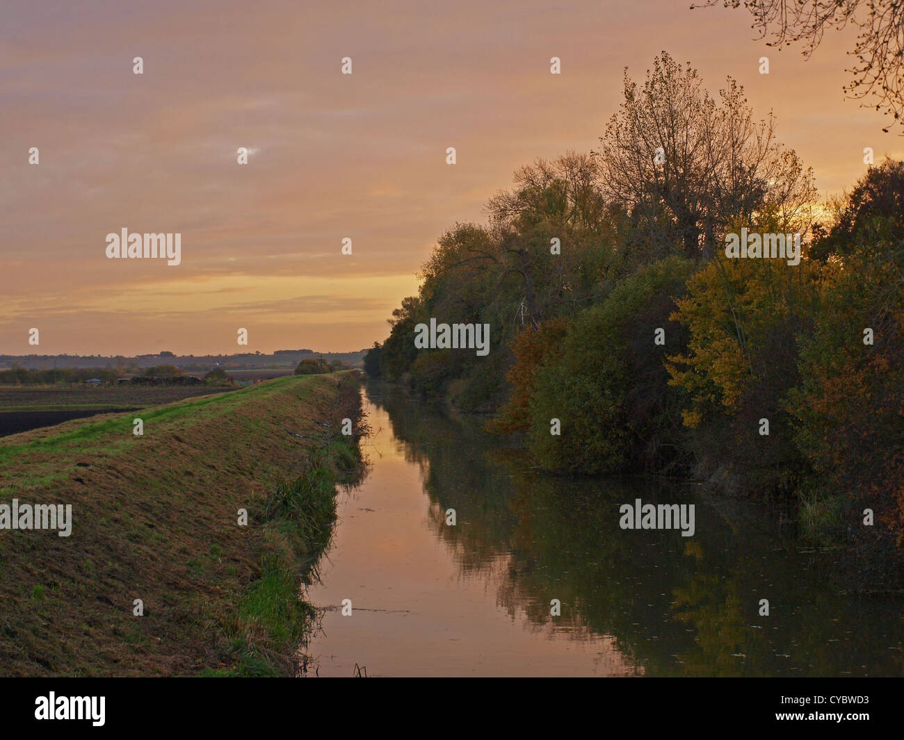 Fen drain hi-res stock photography and images - Alamy