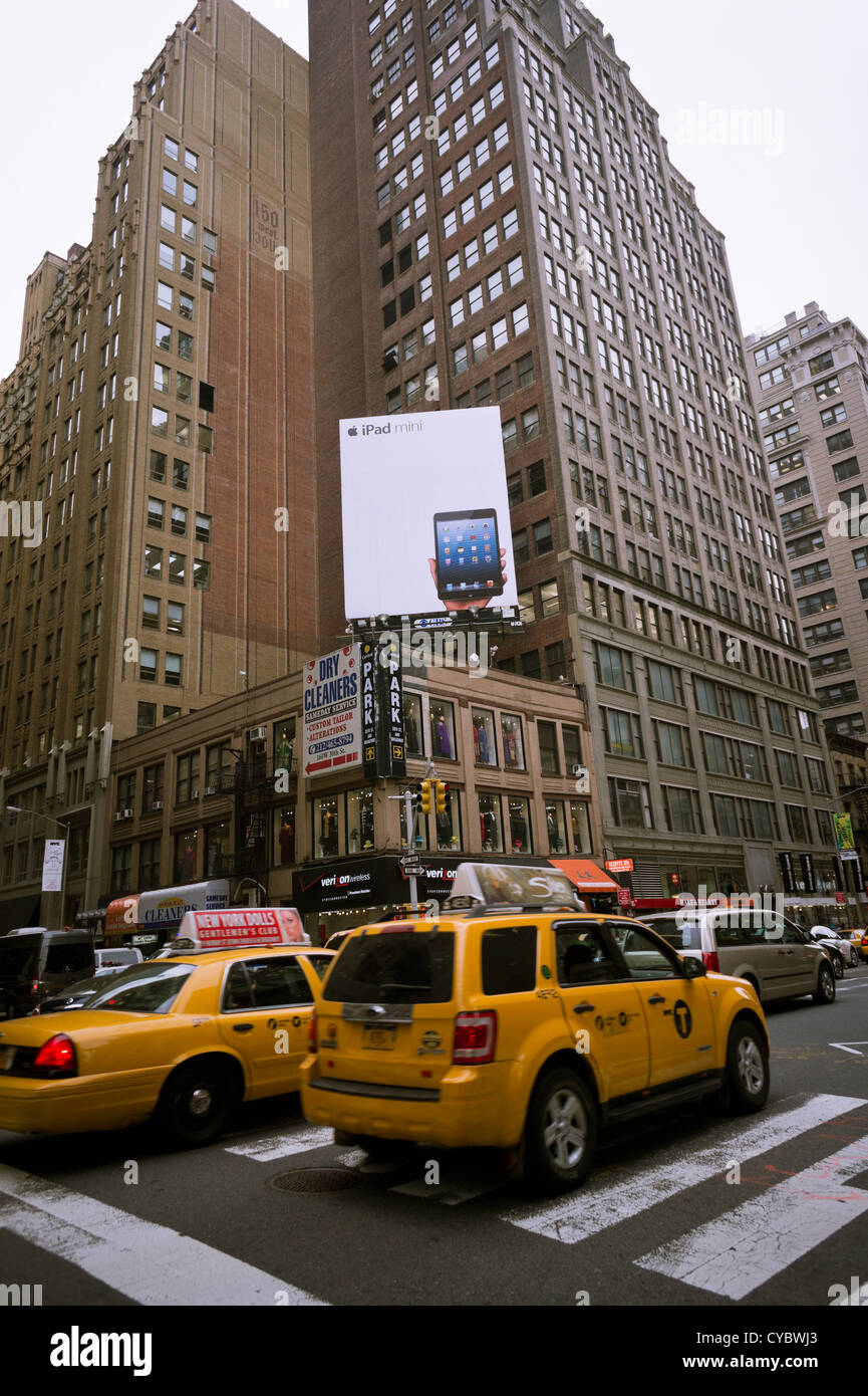 Mini advertising hi-res stock photography and images - Alamy