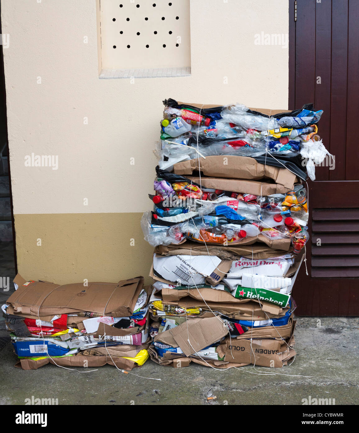 Recycle recycling paper hi-res stock photography and images - Alamy