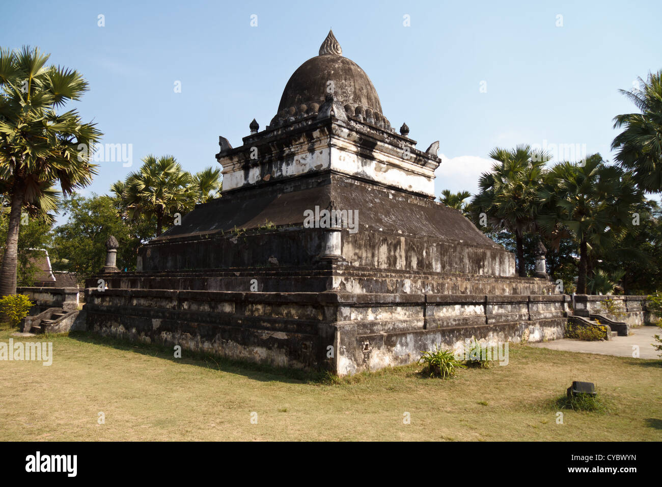 Vat aham in luang hi-res stock photography and images - Alamy