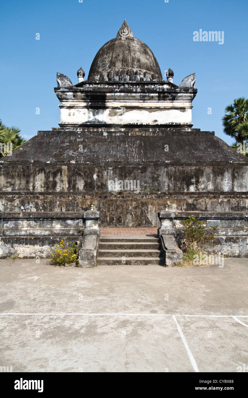 Stupa of the Temple Vat Aham in Luang Prabang, Laos Stock Photo - Alamy