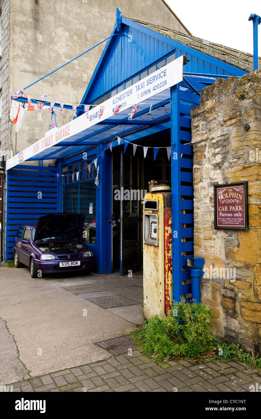 Ilchester hi-res stock photography and images - Alamy