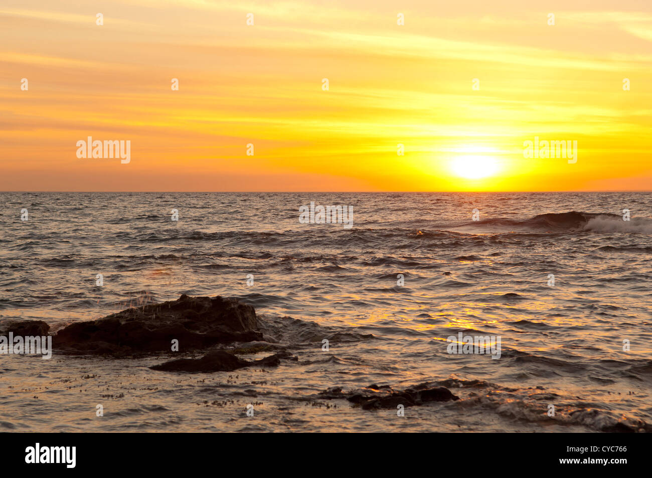 Brilliant dawn red yellow sky hi-res stock photography and images - Alamy