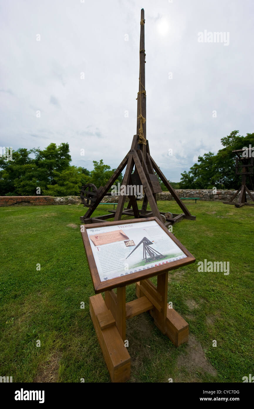 Siege machine hi-res stock photography and images - Alamy