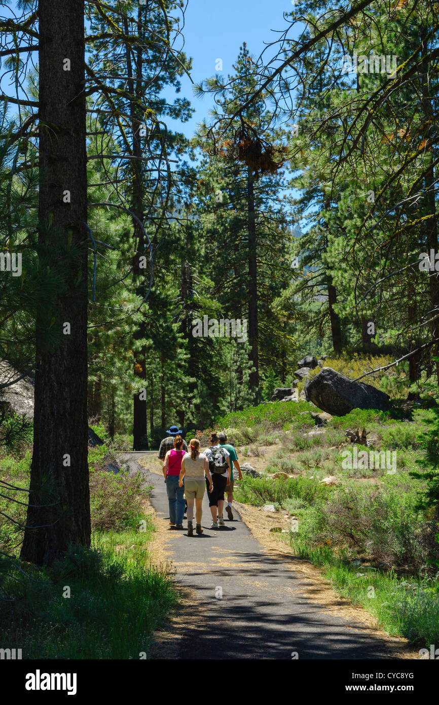 California - Columns of the Giants trail, with circular walks, river ...