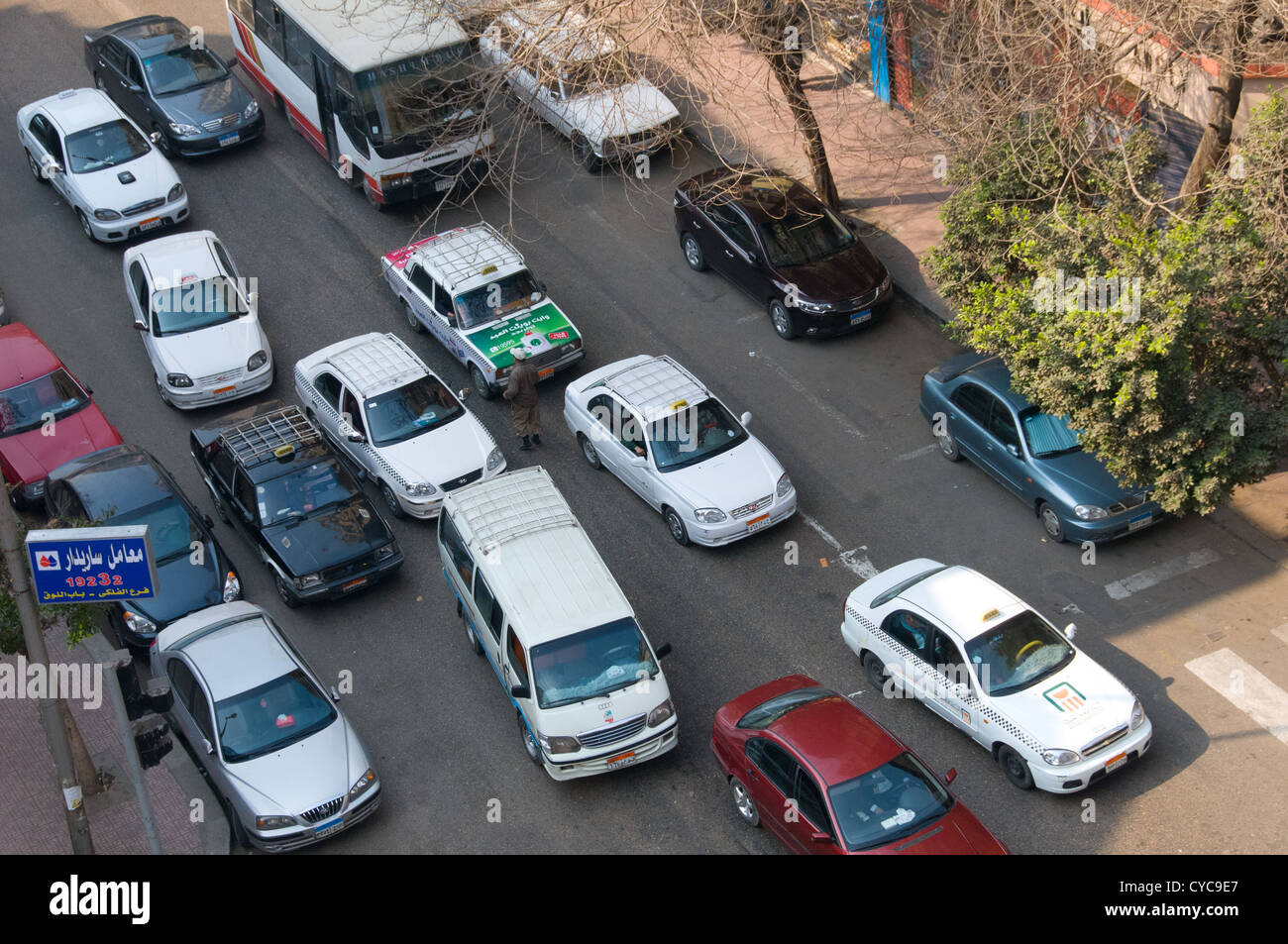 Traffic downtown Cairo Stock Photo - Alamy
