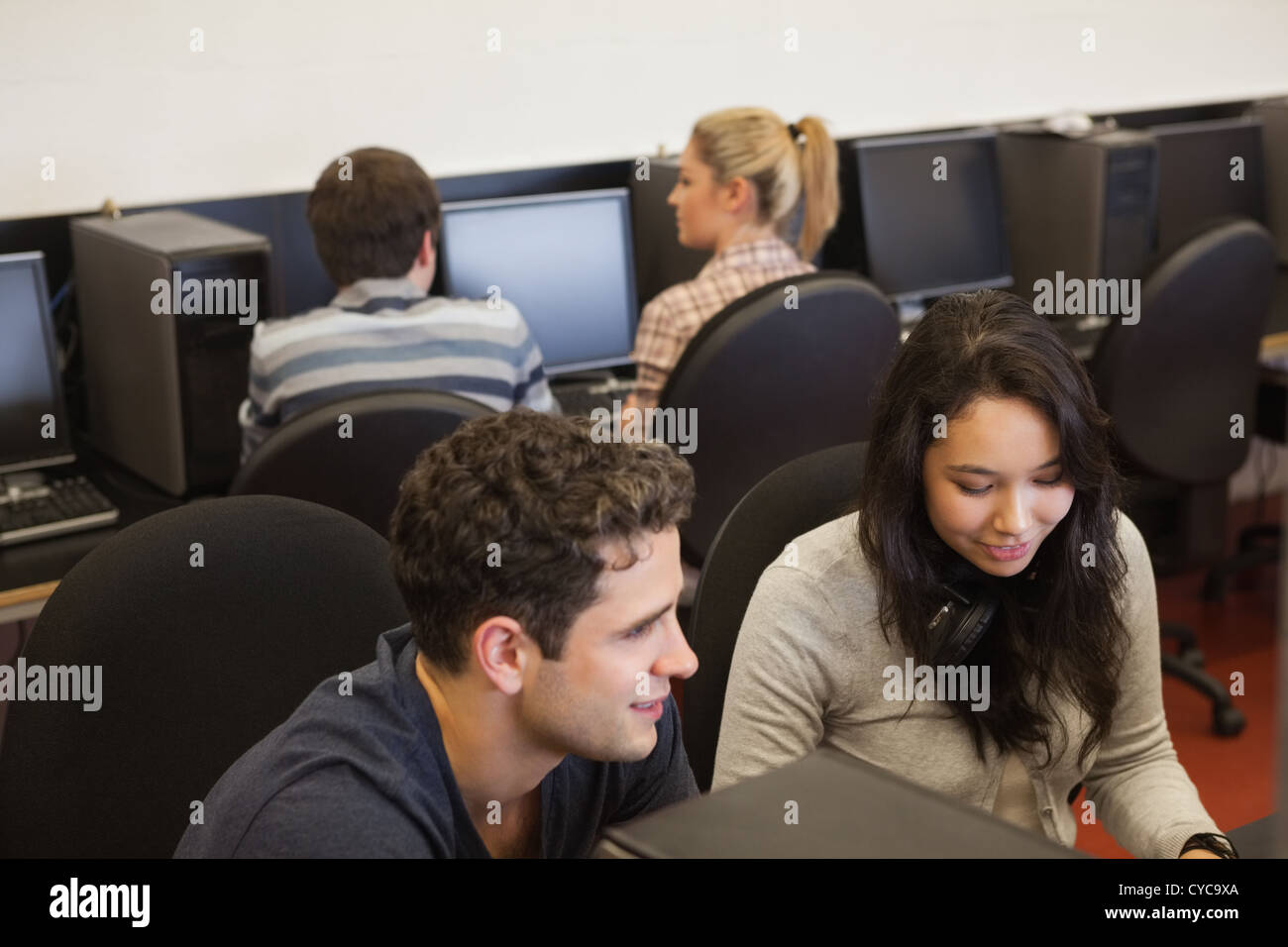 College computer class Stock Photo - Alamy