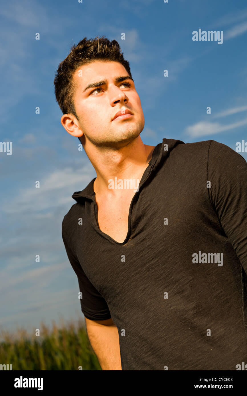 outdoor portrait of a young man Stock Photo - Alamy