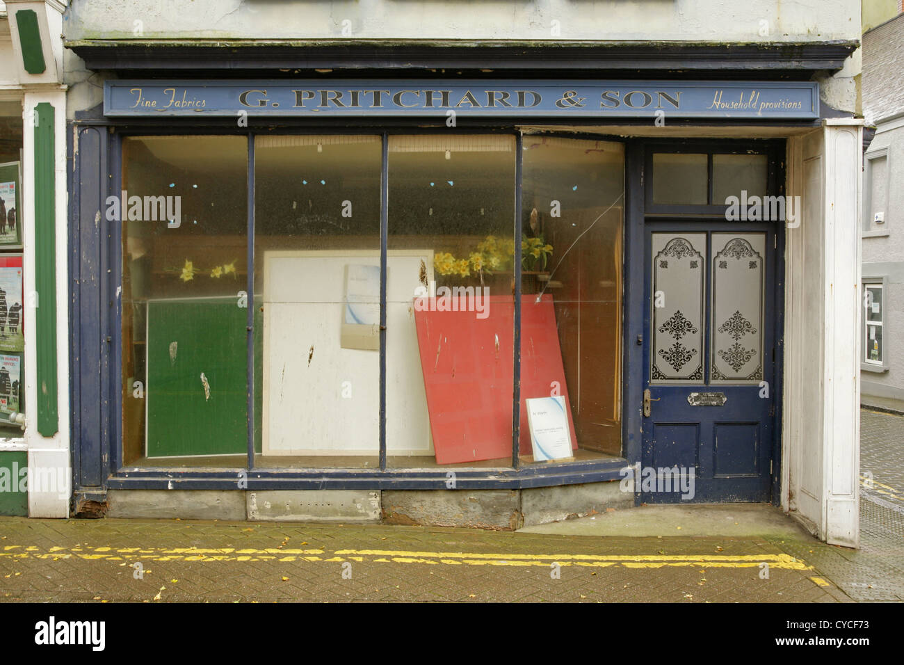 Victorian shop frontage hi-res stock photography and images - Alamy