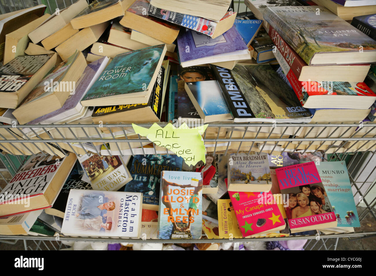 Book Stall Books Secondhand High Resolution Stock Photography and ...