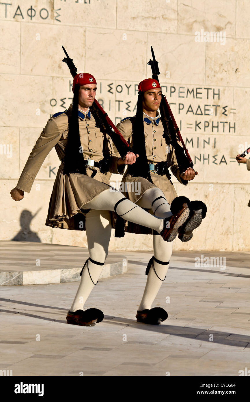 Presidential guard soldiers of the Greek parliament marching at the ...