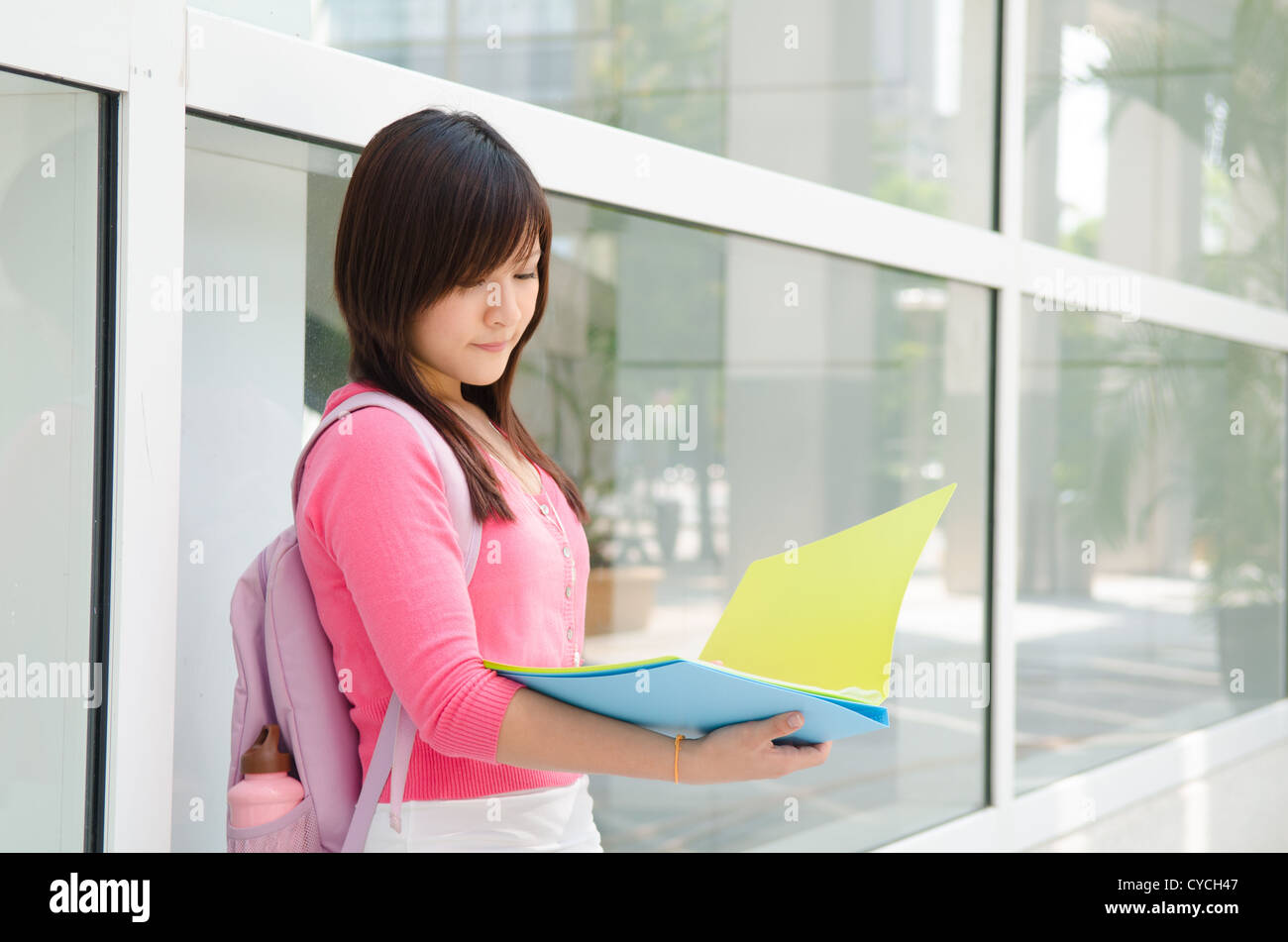 Folder textbook hi-res stock photography and images - Alamy