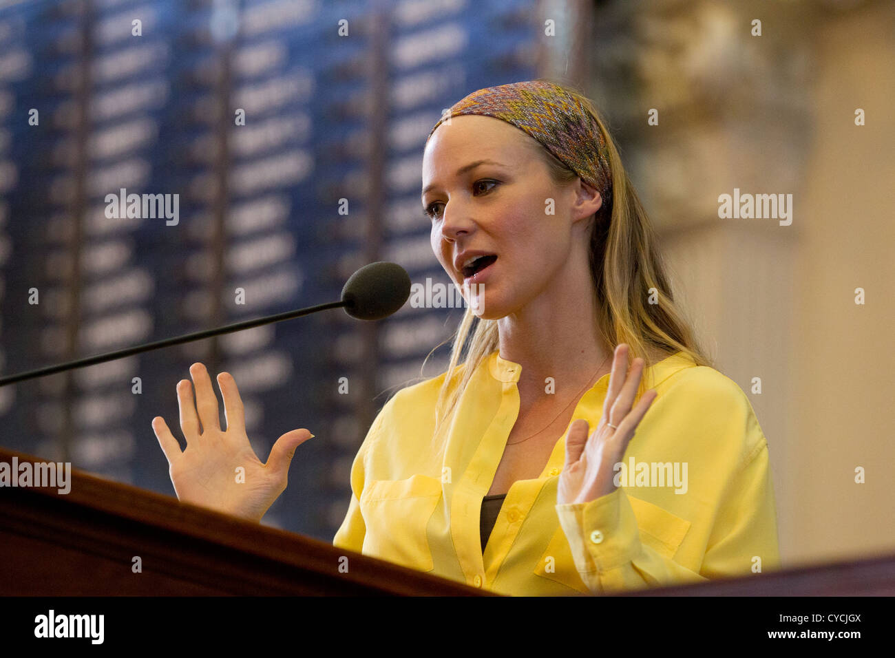 Jewel singer hi-res stock photography and images - Alamy